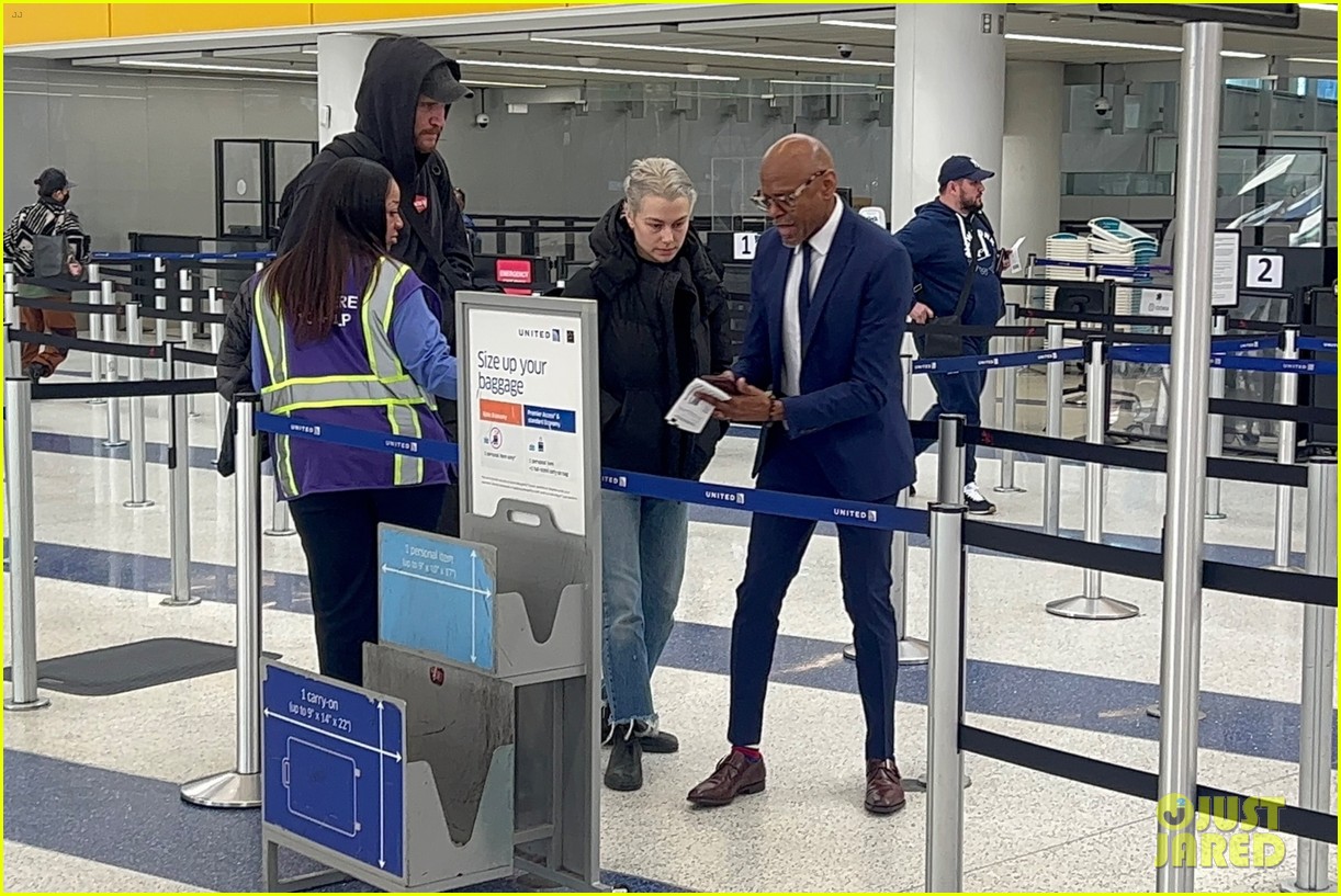 Phoebe Bridgers & Bo Burnham Spotted at Airport Together Amid Dating ...
