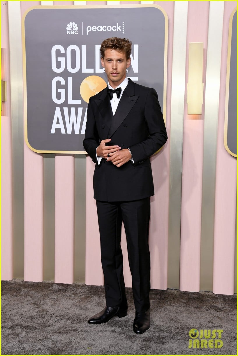 'Elvis' Star Austin Butler Rocks A Cool Bow Tie at Golden Globes 2023 ...