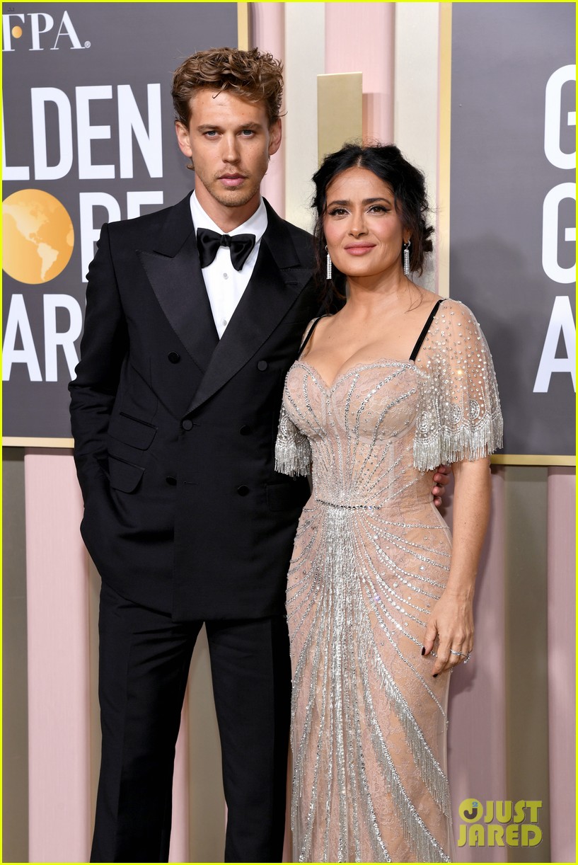 'Elvis' Star Austin Butler Rocks A Cool Bow Tie at Golden Globes 2023 ...