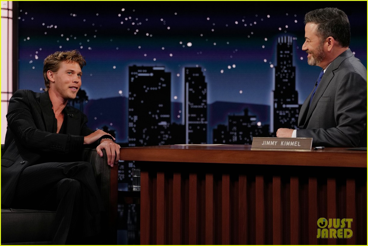 Austin Butler Said He Was 'Guided by My Terror' While Filming 'Elvis ...