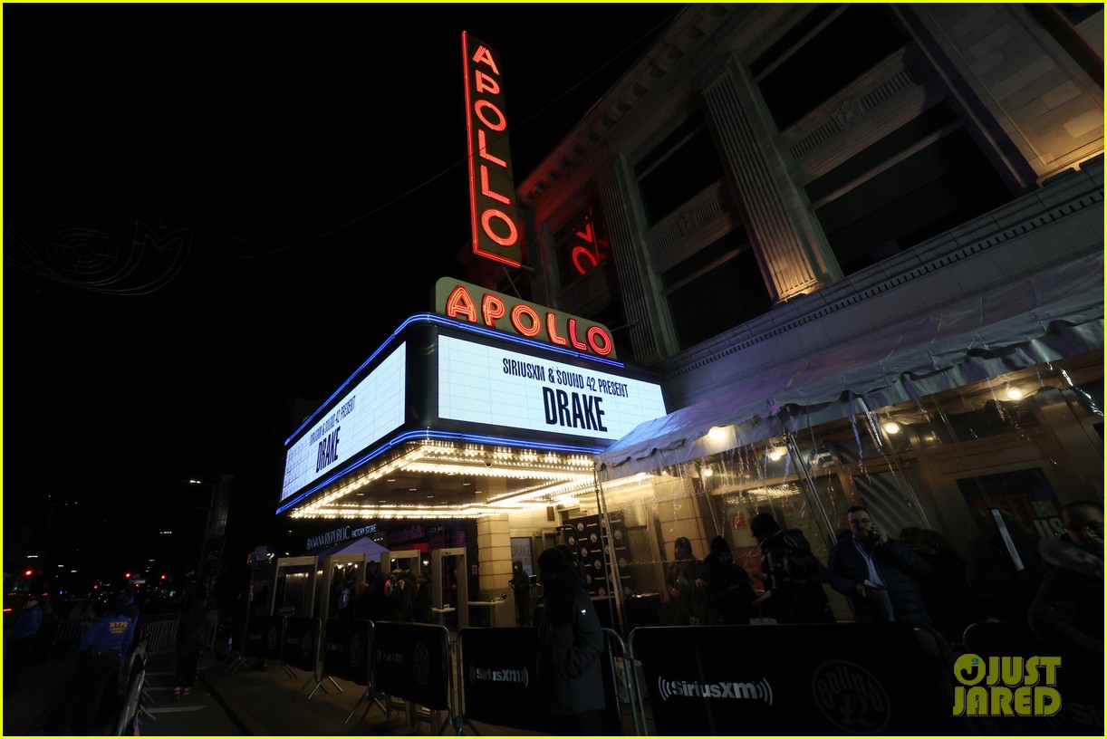 Drake Performs Career-Spanning Show for SiriusXM Fans Featuring an Epic ...