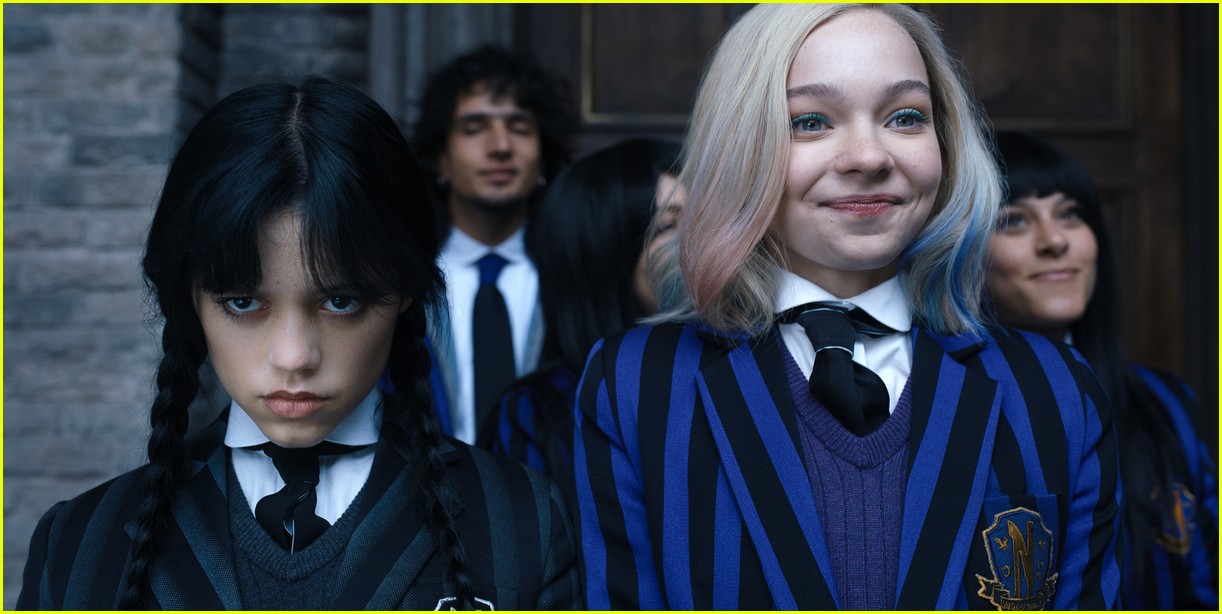 Emma Myers Talks Practicing Parkour & Finding 'Werewolf Spirit' in ...