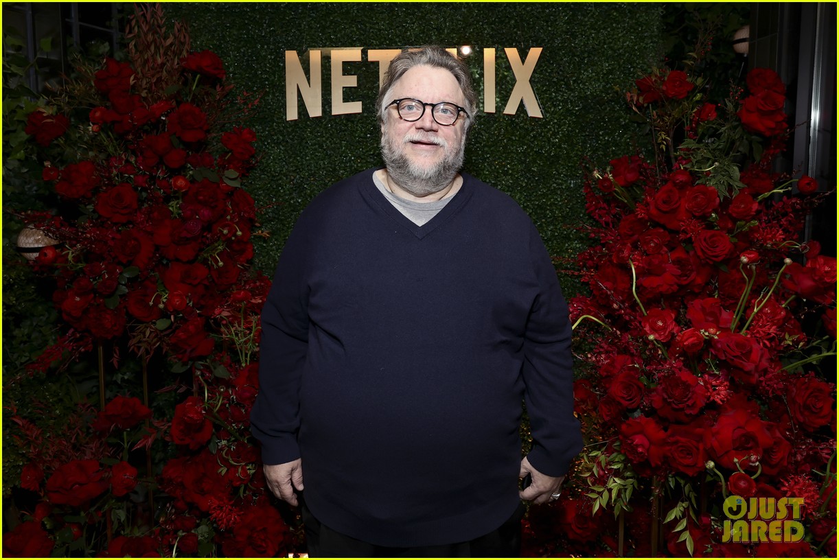 Kate Hudson, Jenna Ortega & More Netflix Stars Celebrate the Golden ...