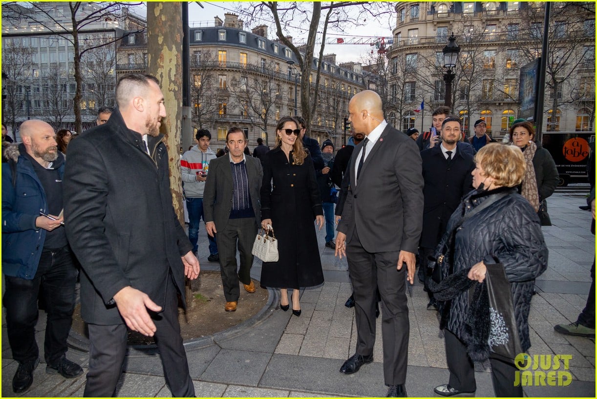 These Photos of Angelina Jolie Being Mobbed by Fans in Paris Truly Show ...