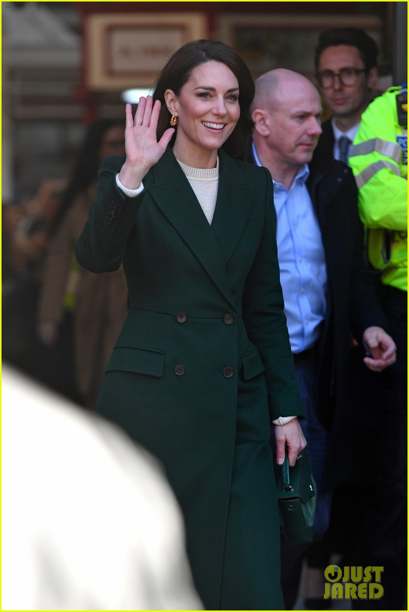 Kate Middleton Visits Leeds To Promote Her New 'Shaping Us' Campaign ...