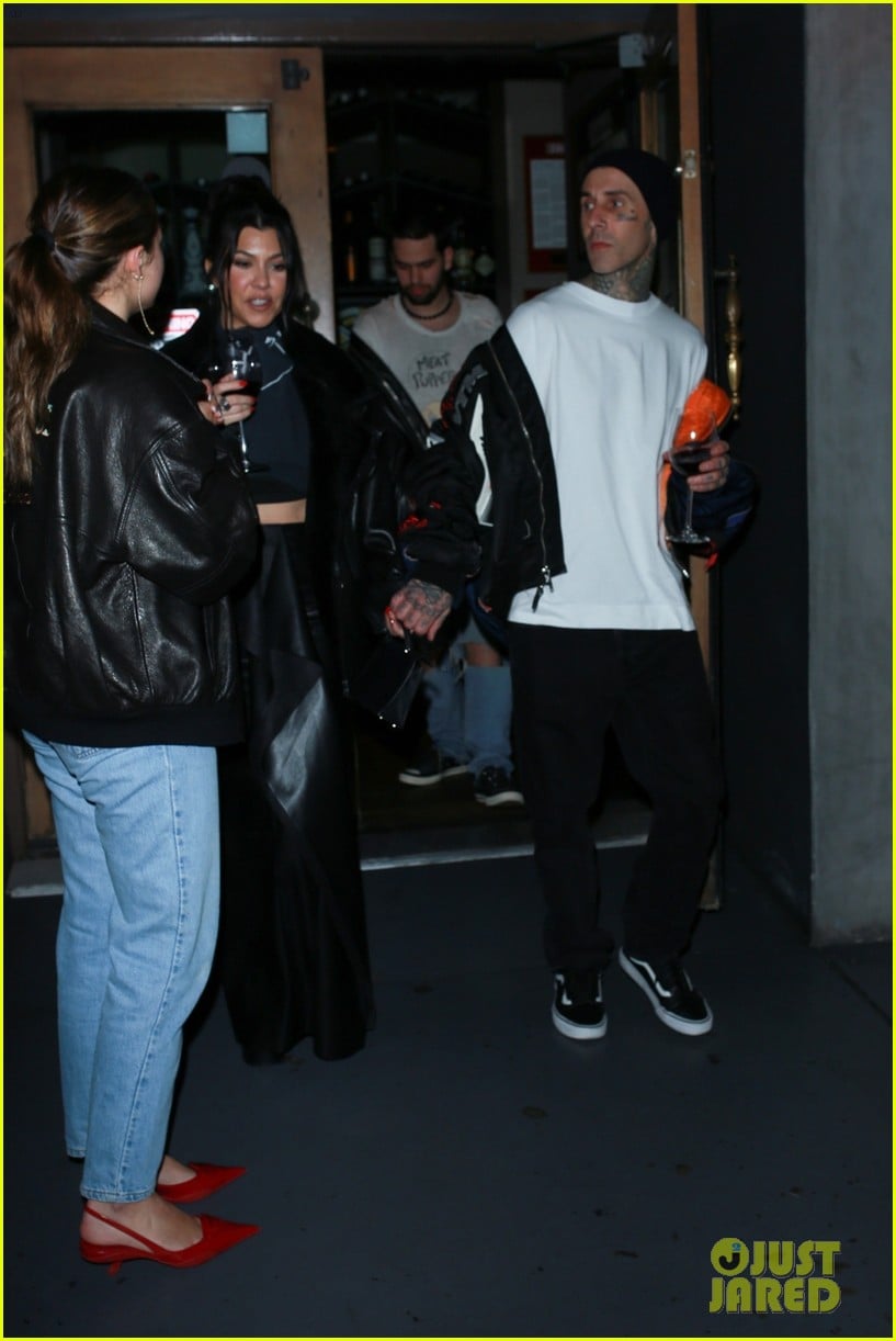 Kourtney Kardashian & Addison Rae's Friendship Is Going Strong, Spotted ...