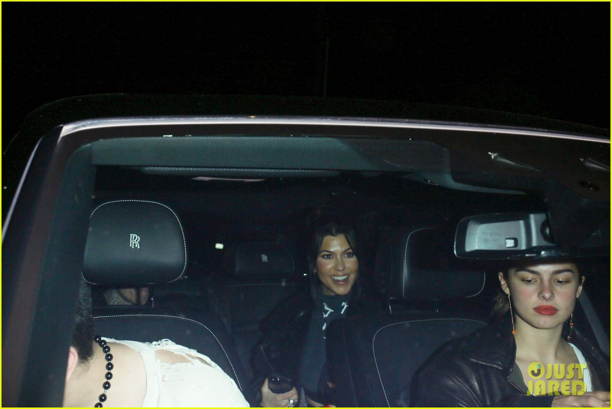 Kourtney Kardashian & Addison Rae's Friendship Is Going Strong, Spotted ...