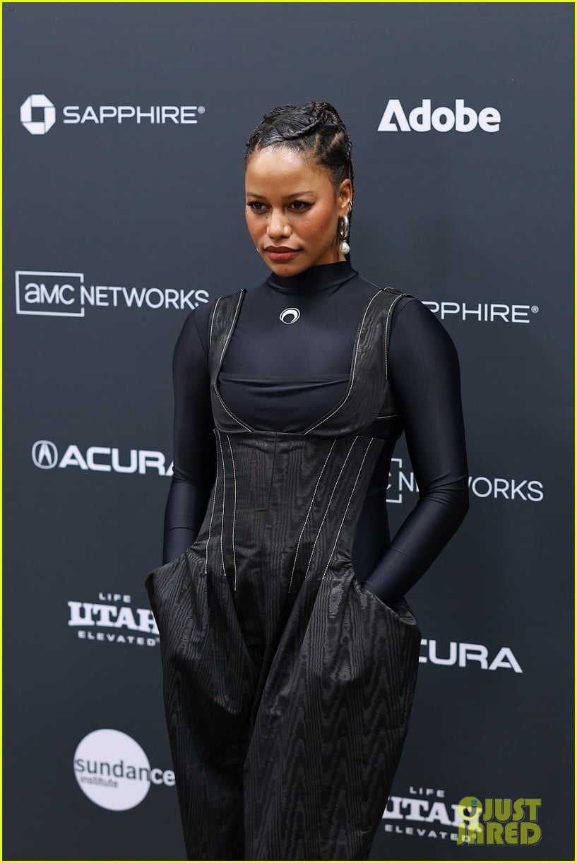 Jonathan Majors & Taylour Paige Bring Gym Drama Film 'Magazine Dreams ...