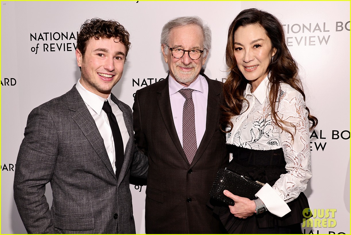 Michelle Yeoh, Colin Farrell & More Honored at National Board of Review ...