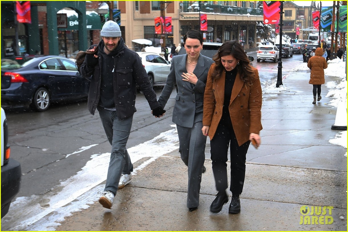 Daisy Ridley Gets Husband Tom Bateman's Support at Sundance Film ...