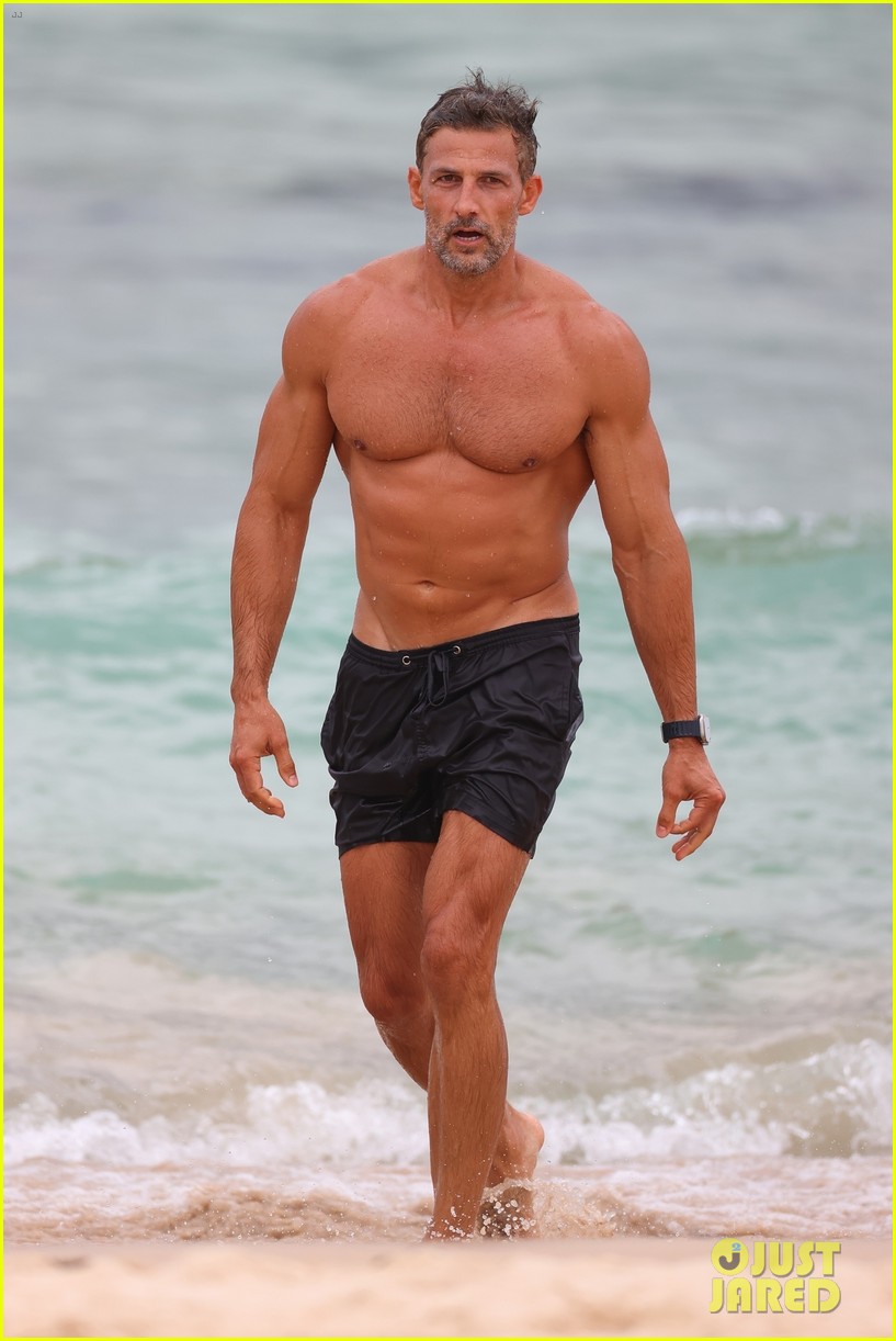 Australia's First Bachelor, Tim Robards, Looks So Fit at 40 - See New ...