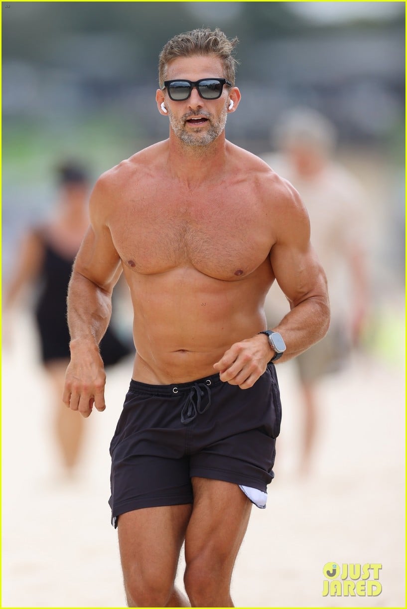 Australia's First Bachelor, Tim Robards, Looks So Fit at 40 - See New ...