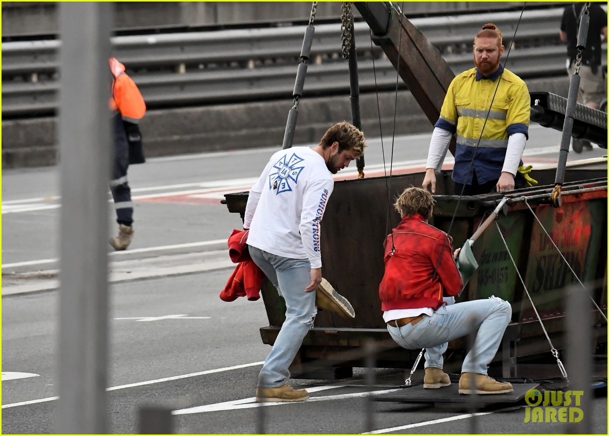 Ryan Gosling Hangs on For Dear Life While Filming 'The Fall Guy' Stunt ...