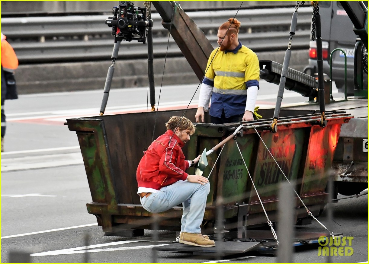 Photo: ryan gosling fall guy stunt 25 | Photo 4884001 | Just Jared