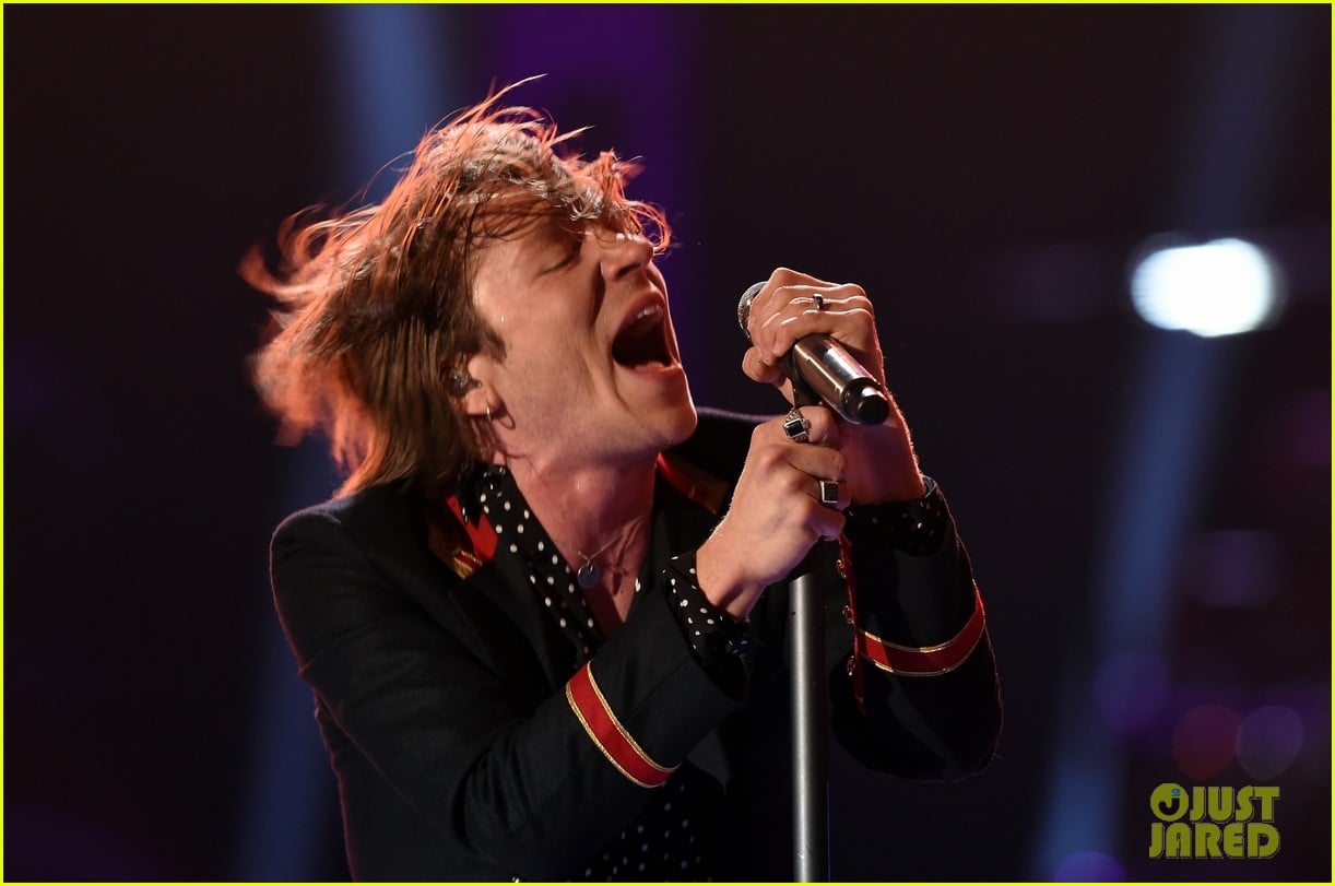Cage the Elephant Lead Singer Matt Shultz Arrested on Felony Possession ...