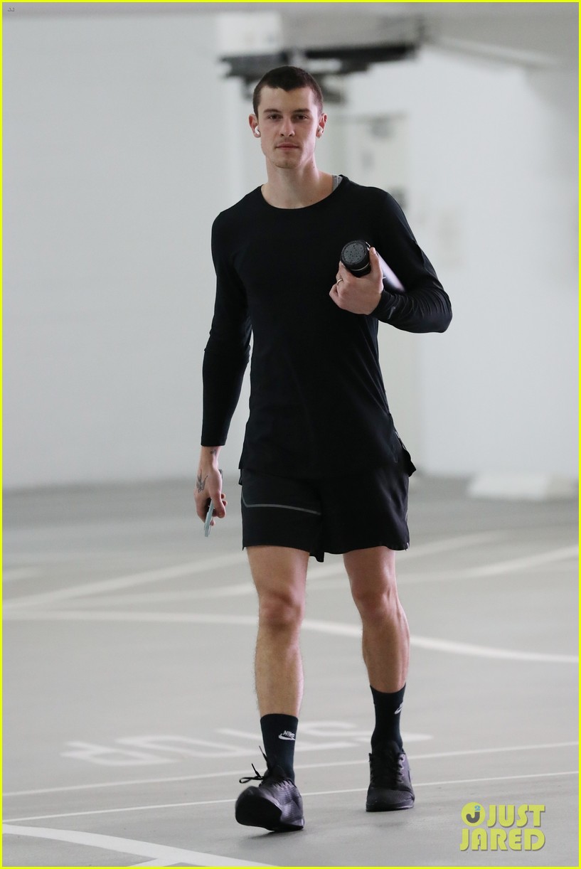 Shawn Mendes Shows Off His New Buzz Cut While Hitting the Gym: Photo ...