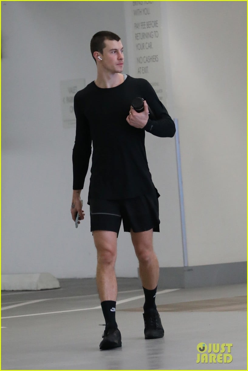 Shawn Mendes Shows Off His New Buzz Cut While Hitting the Gym: Photo ...