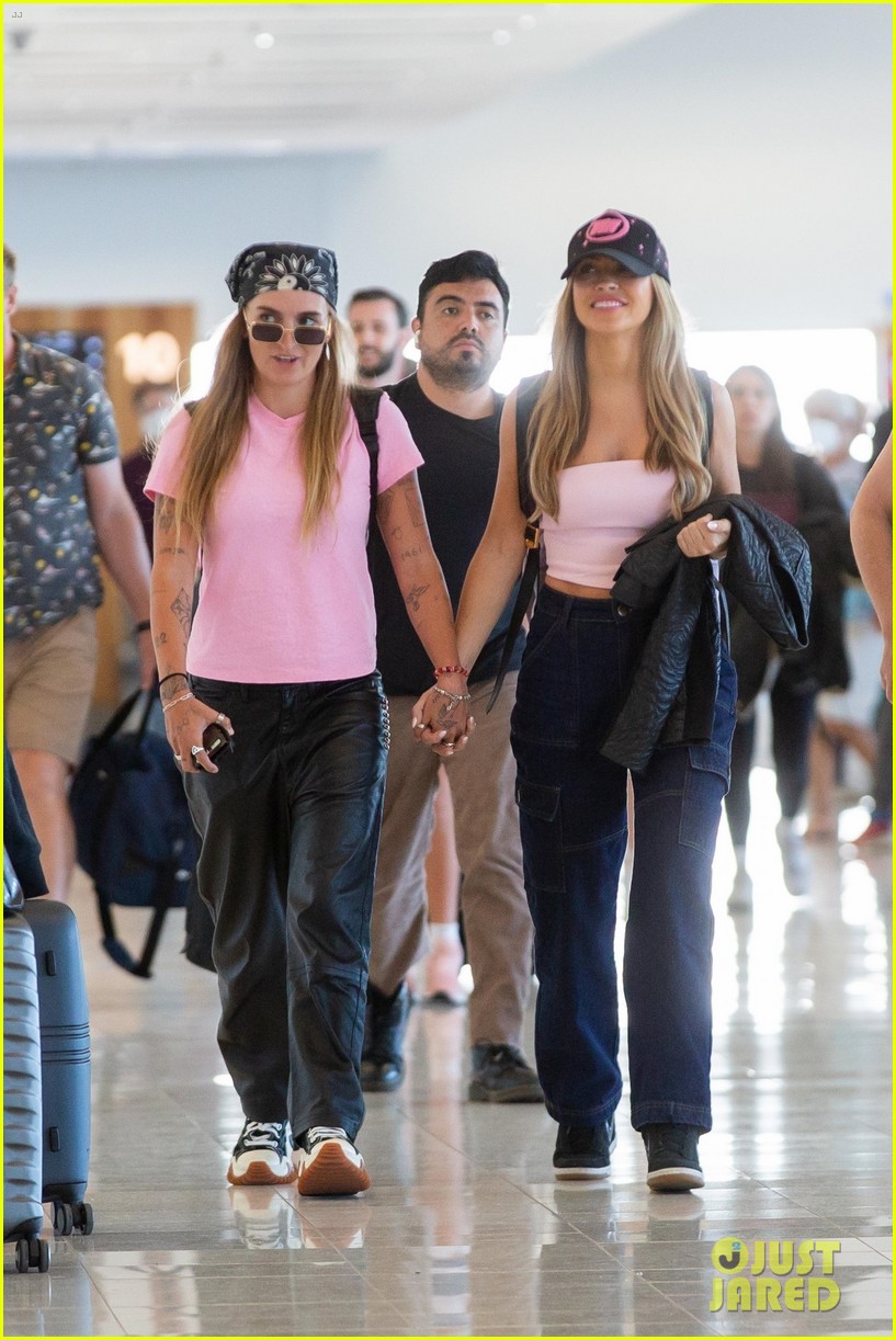 Chrishell Stause Holds Hands with Partner G-Flip While Arriving in ...