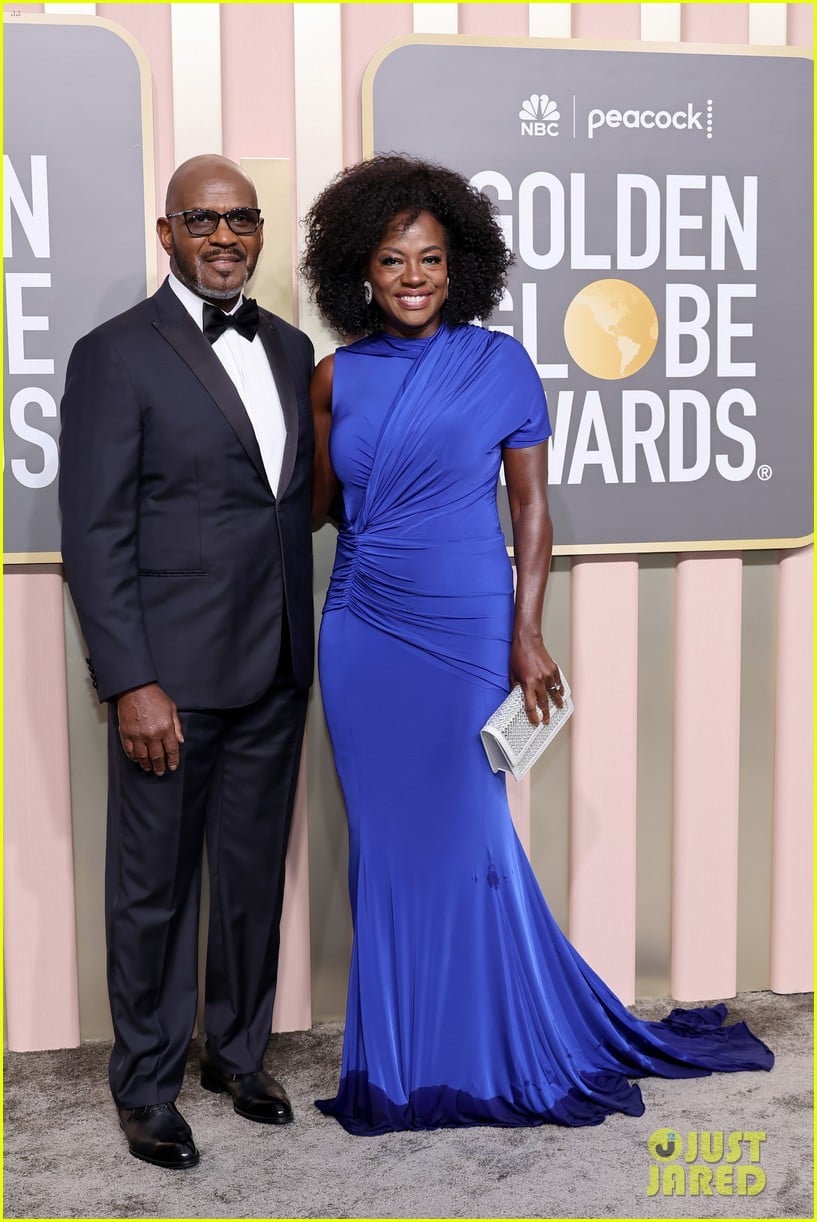 Viola Davis Goes Bold in Blue for Golden Globes 2023 with Husband ...