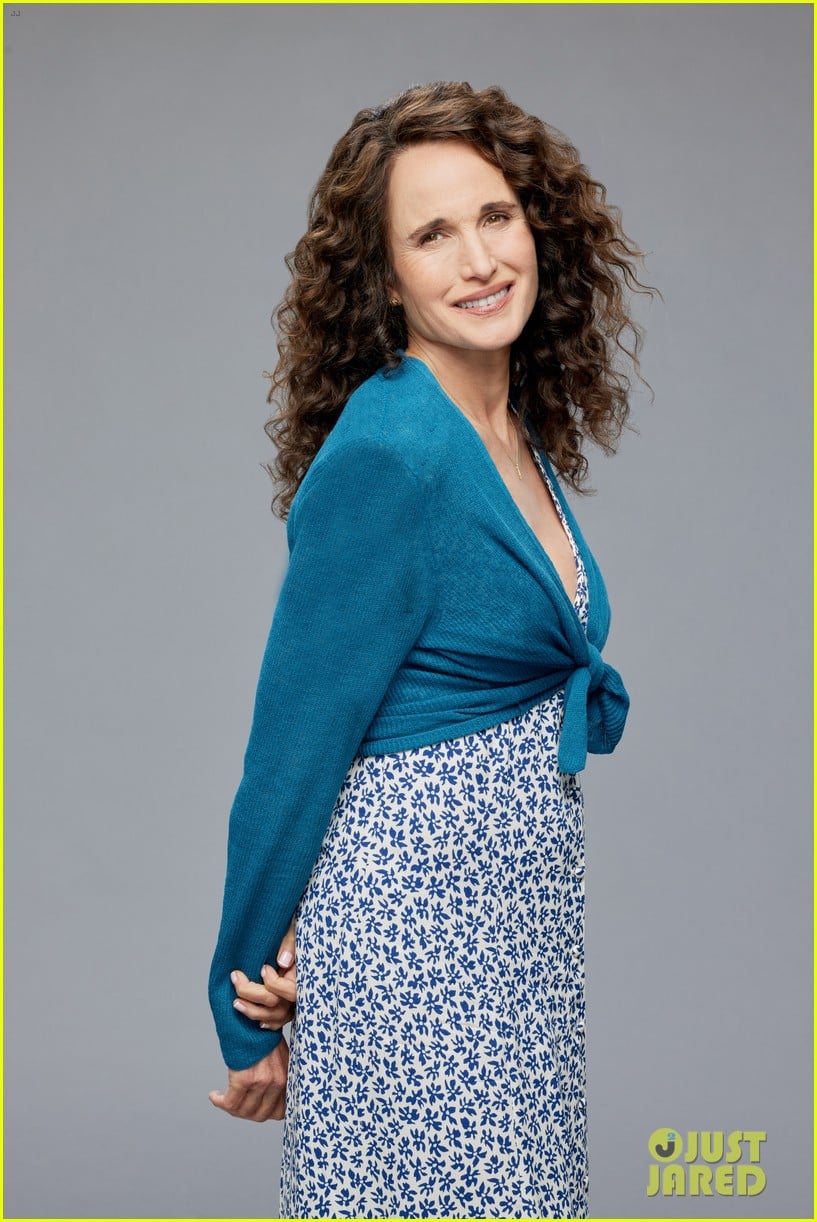 Andie MacDowell Opens Up About Playing a Younger Version of Herself For ...