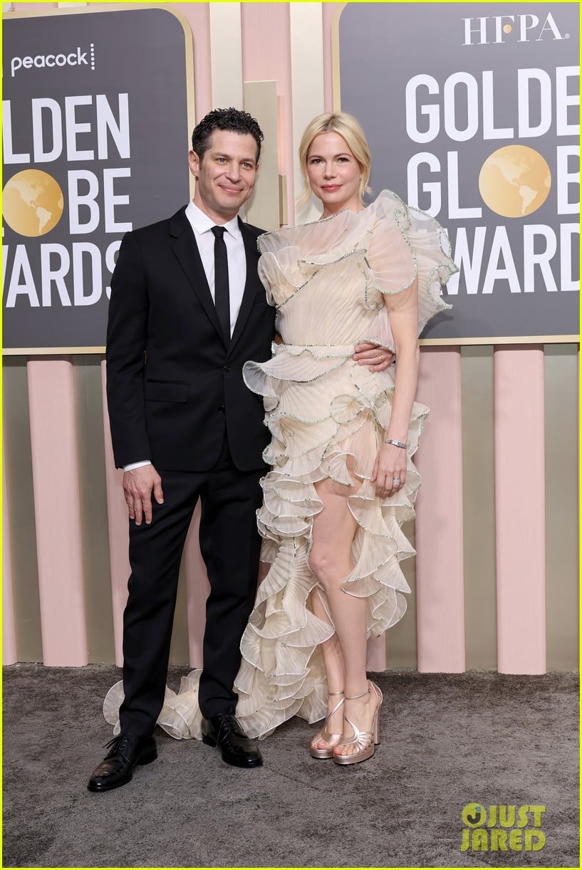 Nominee Michelle Williams Gets Support From Husband Thomas Kail at ...