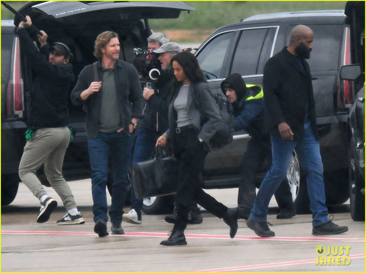 Nicole Kidman & Zoe Saldana Film Scenes for 'Lioness' at Airport in ...