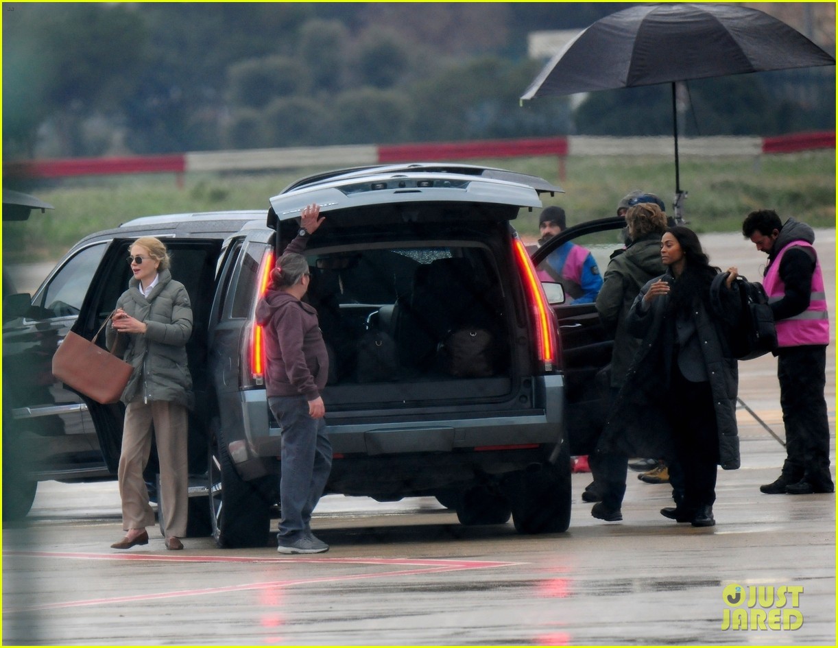 Nicole Kidman & Zoe Saldana Film Scenes for 'Lioness' at Airport in ...