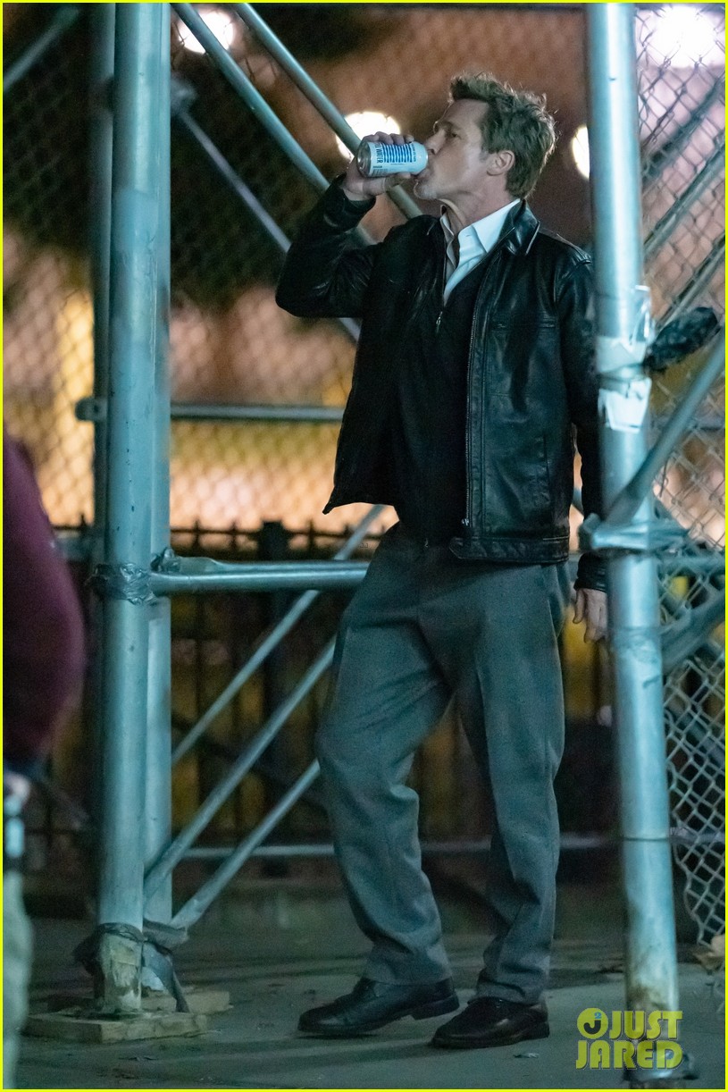 Photo: brad pitt austin abrams wolves 17 | Photo 4895308 | Just Jared