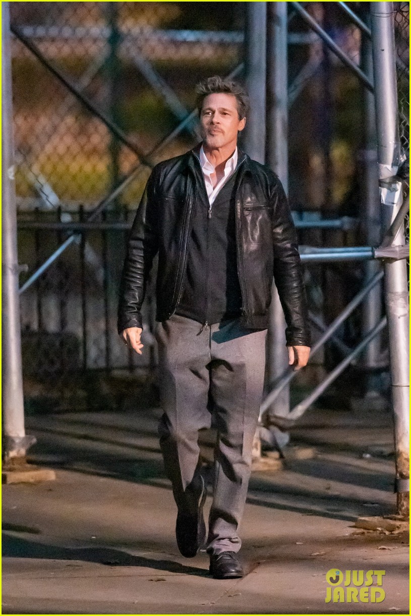 Photo: brad pitt austin abrams wolves 38 | Photo 4895329 | Just Jared