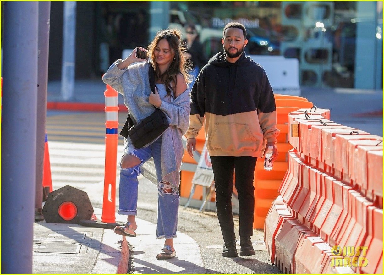 John Legend Shares How He Gives Chrissy Teigen a 'Break' After ...