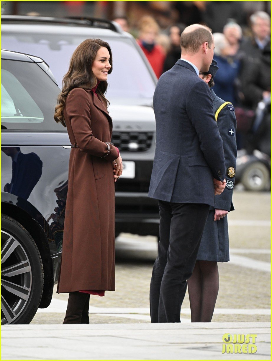 Prince William & Princess Kate Visit Cornwall for the First Time Since ...