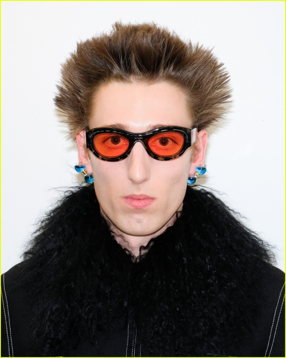 Fashion Icon Ella Emhoff Wears Deconstructed Denim to Sunnei's Fashion ...