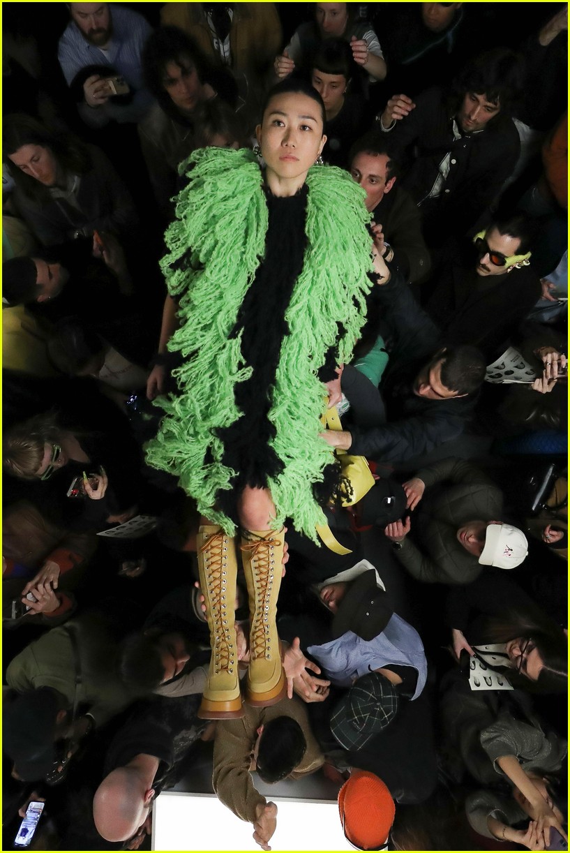 Fashion Icon Ella Emhoff Wears Deconstructed Denim to Sunnei's Fashion ...