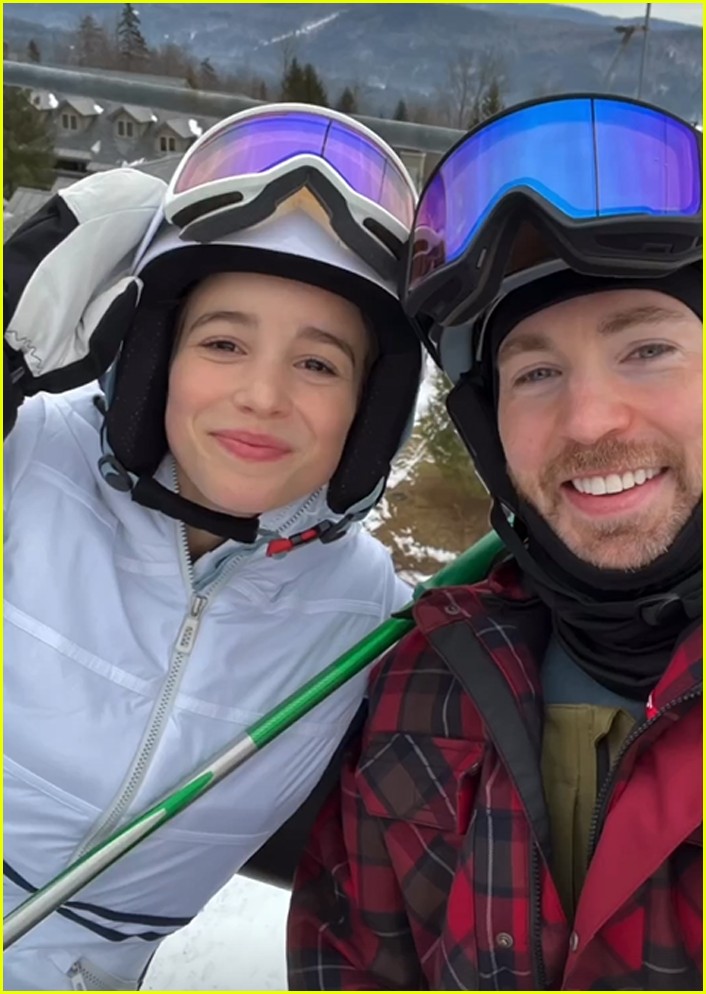 Chris Evans & Girlfriend Alba Baptista Look So Cute in Rare Personal ...