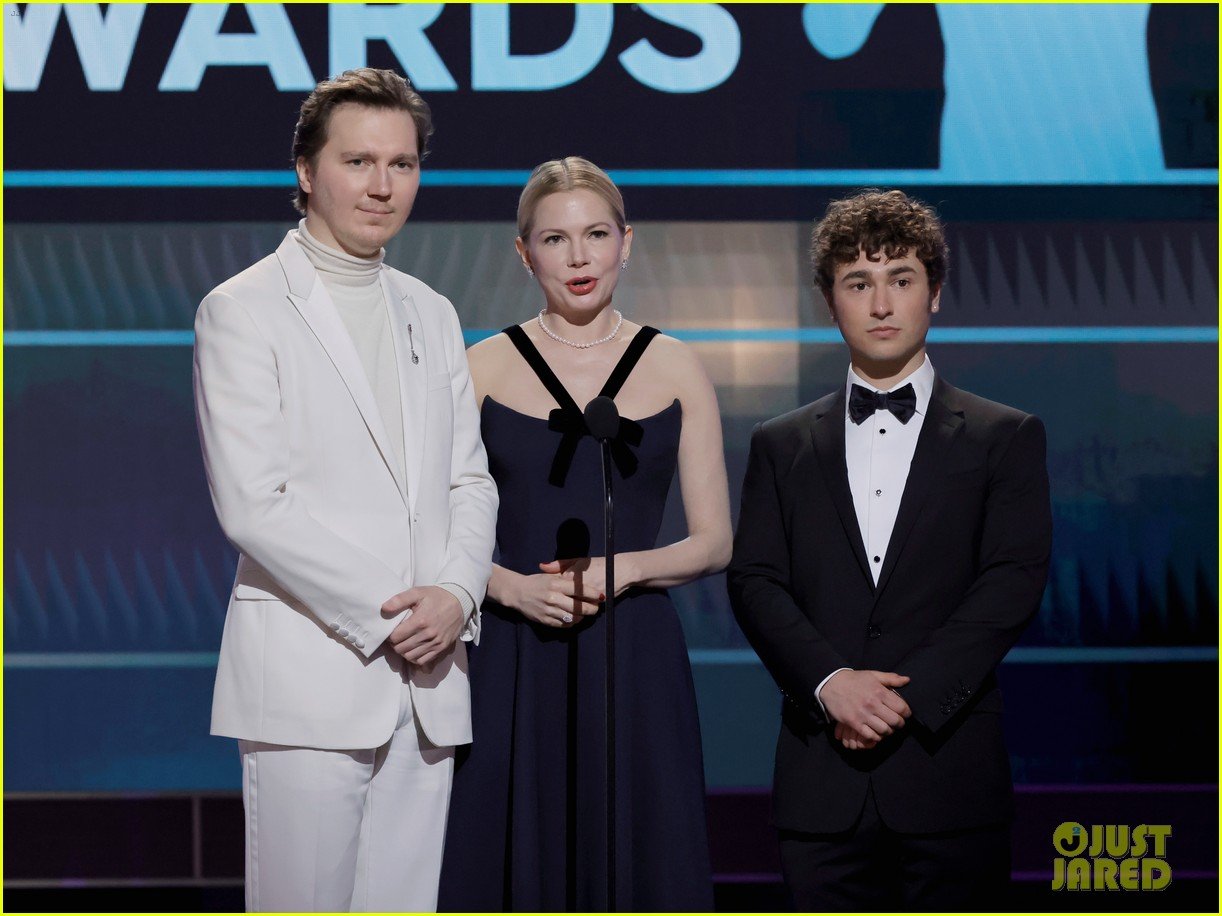 Michelle Williams, Paul Dano, & Gabriel LaBelle Represent 'The ...