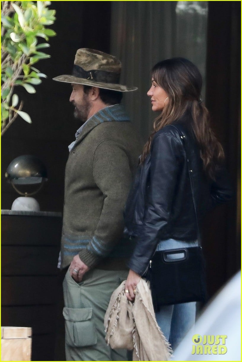 Gerard Butler Wears A Funky Hat While Out To Lunch With Morgan Brown in ...