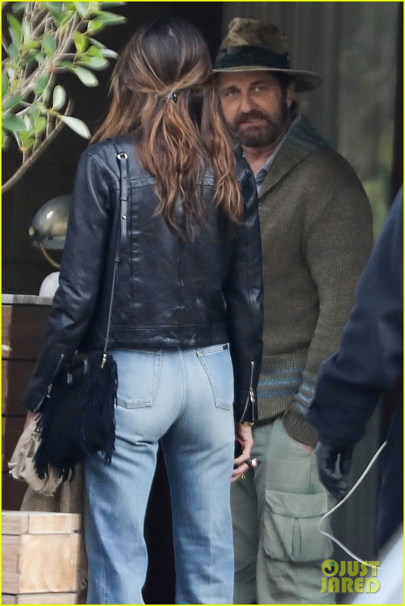 Gerard Butler Wears A Funky Hat While Out To Lunch With Morgan Brown in ...