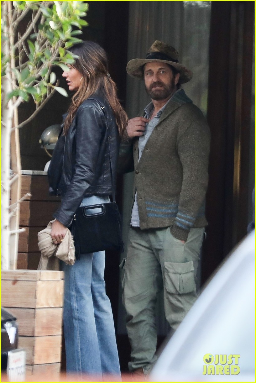 Gerard Butler Wears A Funky Hat While Out To Lunch With Morgan Brown in ...