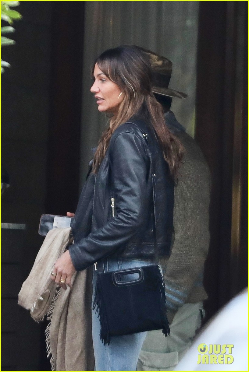 Gerard Butler Wears A Funky Hat While Out To Lunch With Morgan Brown in ...