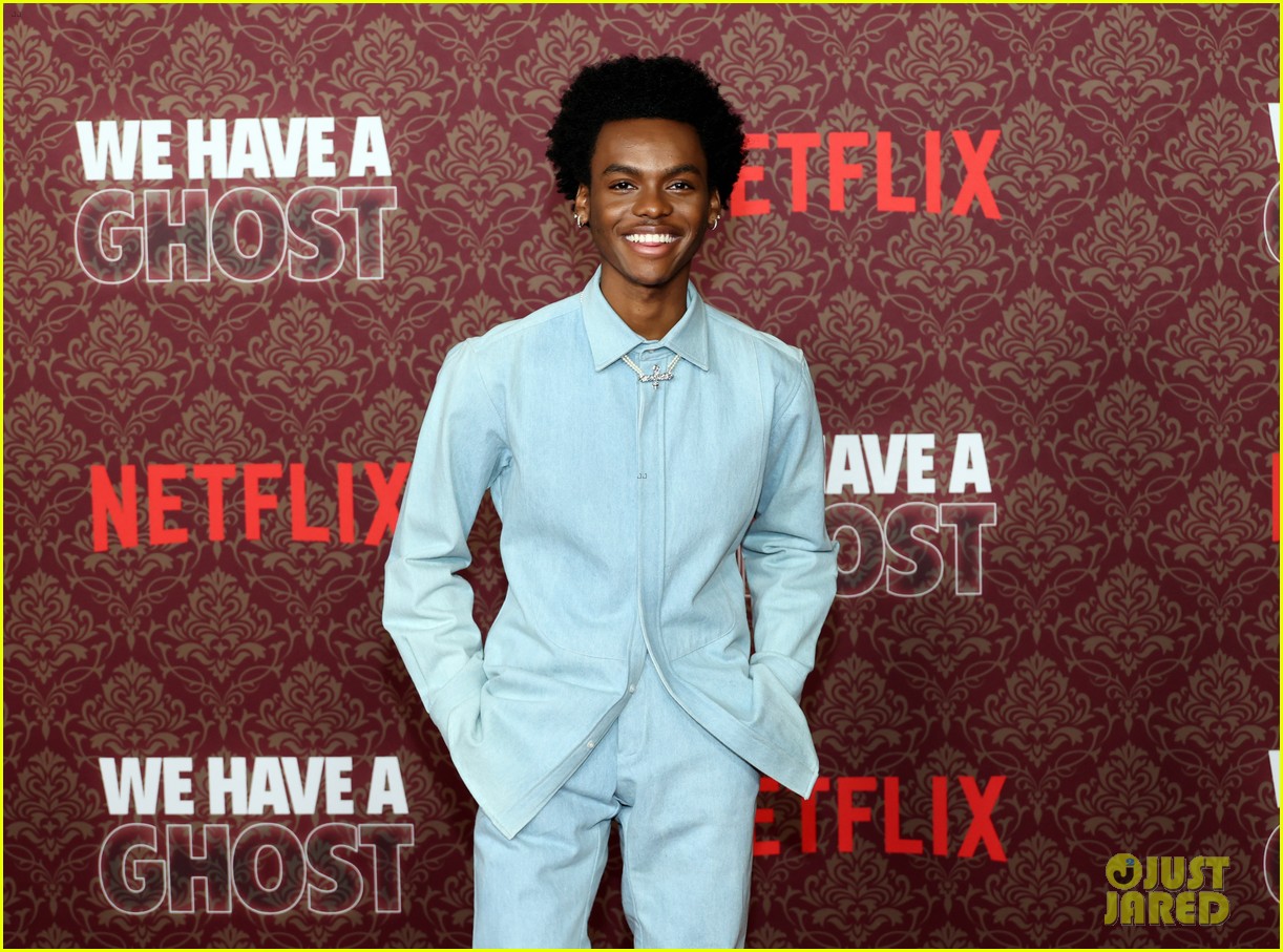 Jennifer Coolidge Joins Anthony Mackie, Jahi Winston, & David Harbour ...