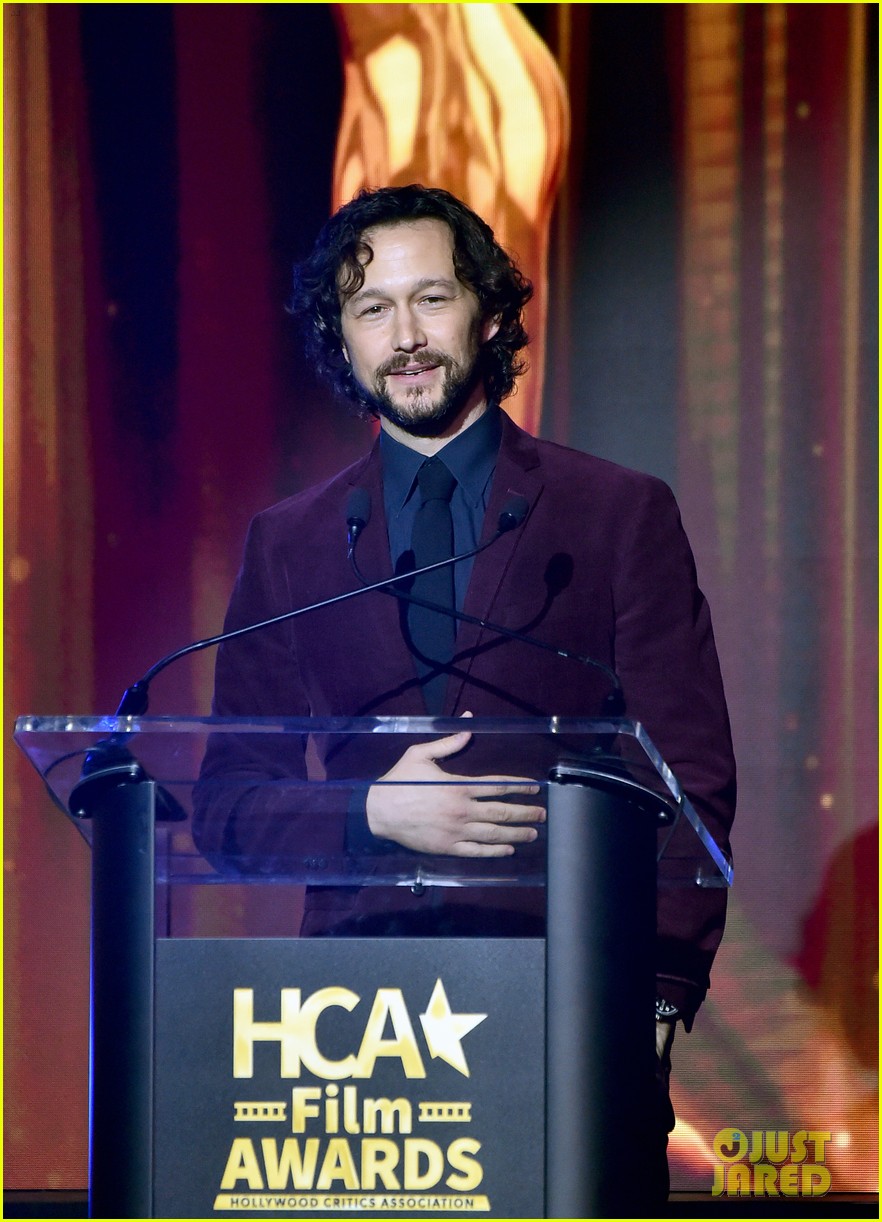 Brendan Fraser & Angela Bassett Win Big at HCA Film Awards 2023: Photo ...