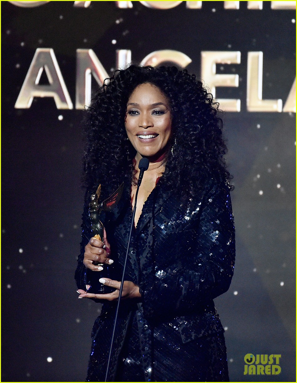 Brendan Fraser & Angela Bassett Win Big at HCA Film Awards 2023: Photo ...