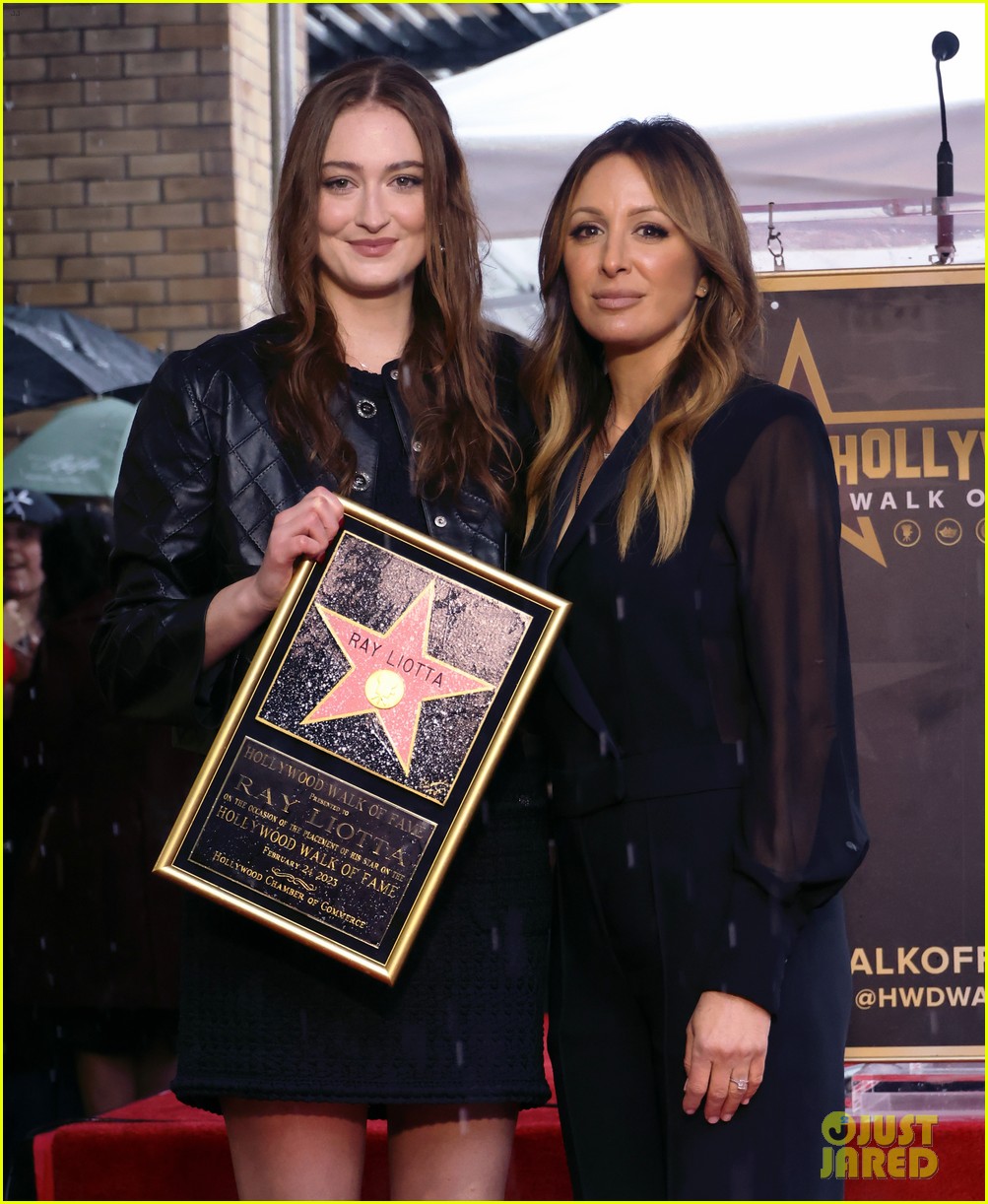 Ray Liotta's Daughter Accepts His Posthumous Star on Hollywood Walk of ...