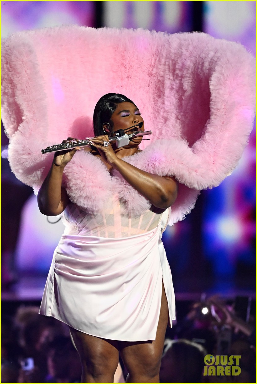 Lizzo Walks BRIT Awards 2023 Red Carpet with Boyfriend Myke Wright ...