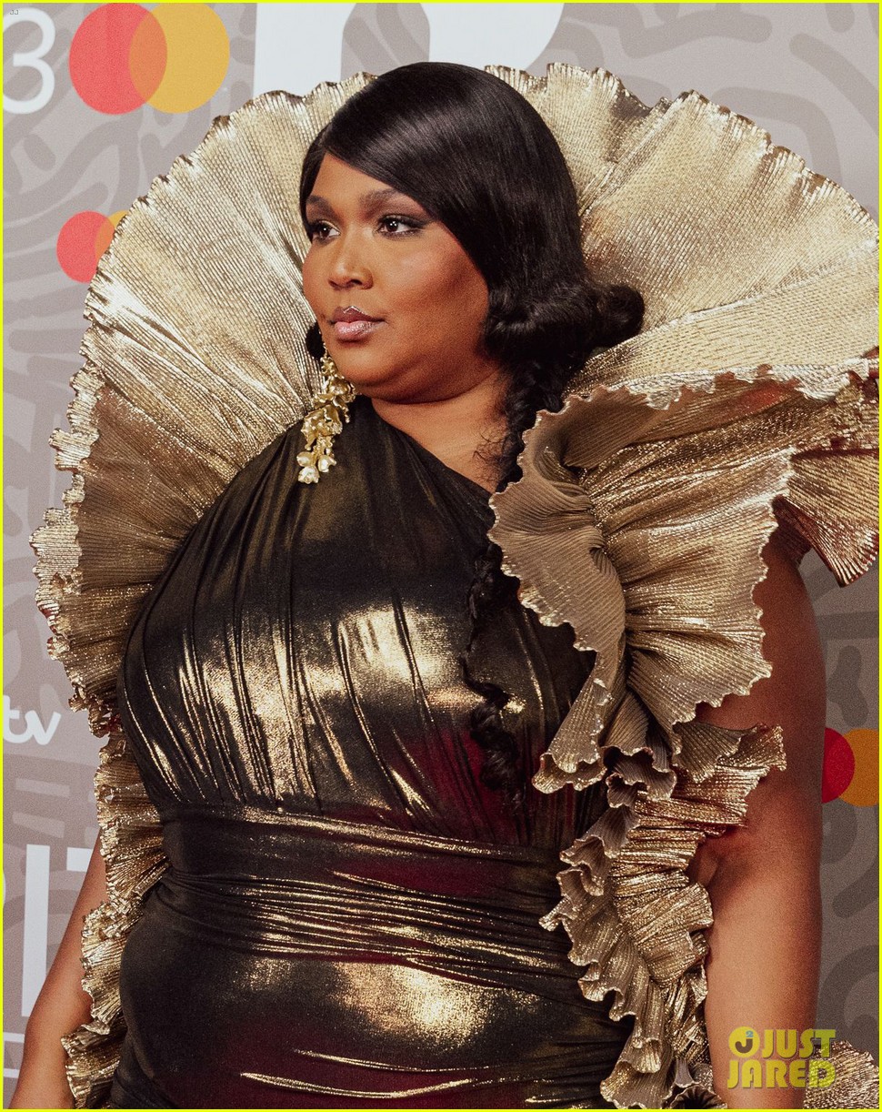 Lizzo Walks BRIT Awards 2023 Red Carpet with Boyfriend Myke Wright ...