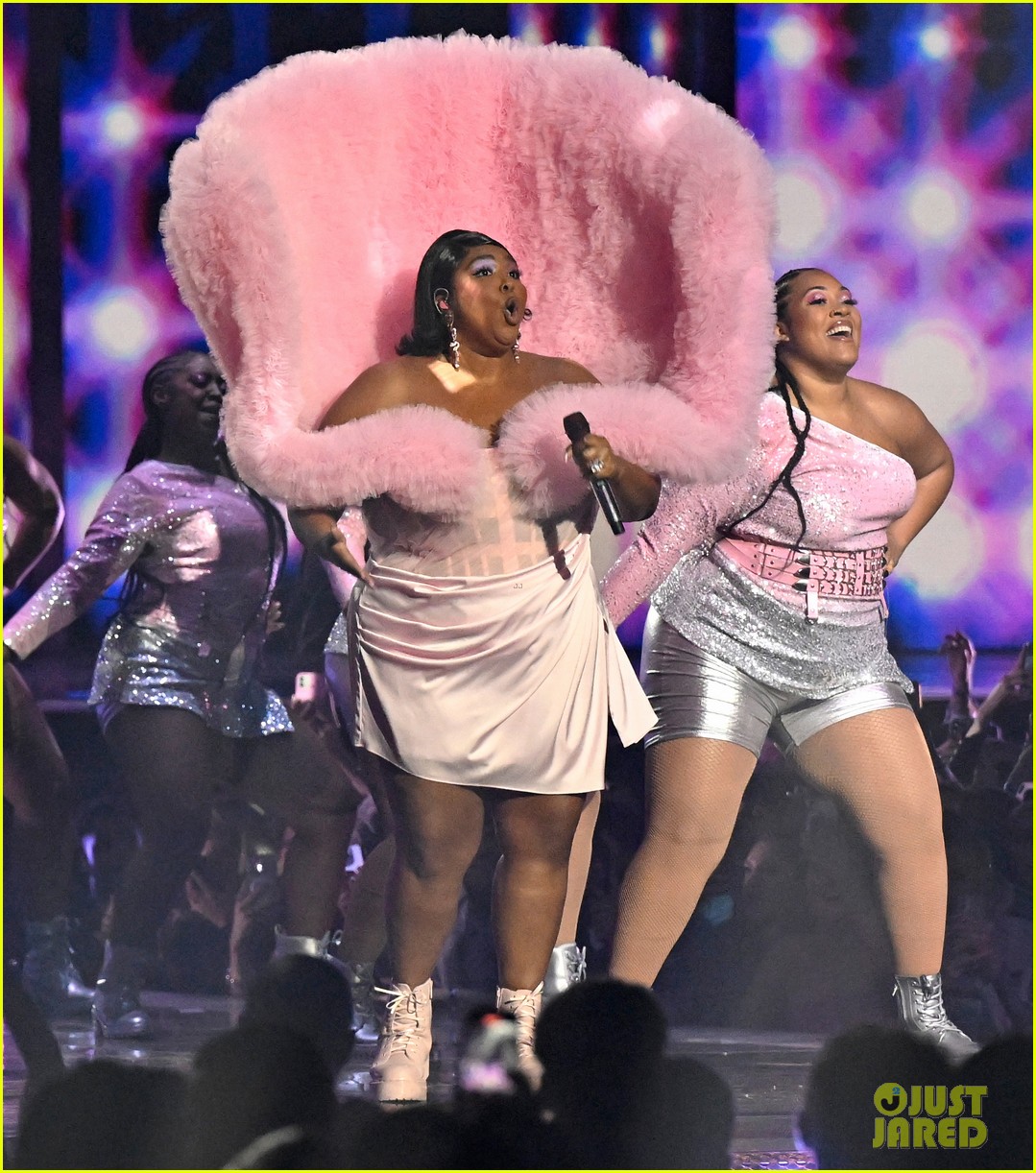 Lizzo Walks BRIT Awards 2023 Red Carpet with Boyfriend Myke Wright ...