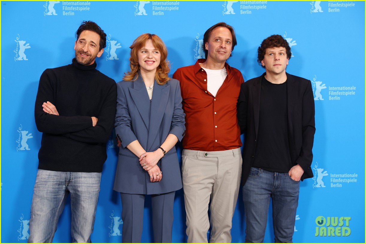 Jesse Eisenberg Dishes On Letting Go Of His Rage in New Movie ...