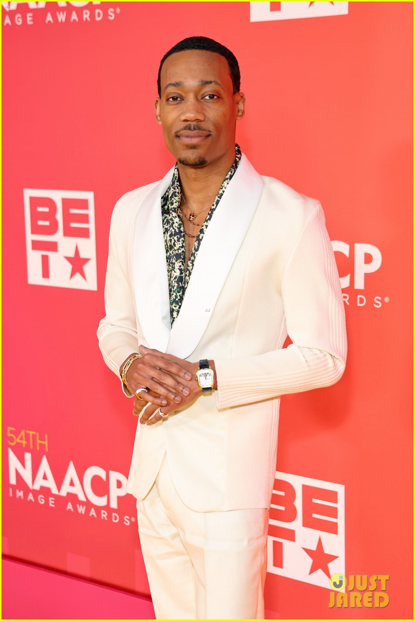 Quinta Brunson, Sheryl Lee Ralph, Viola Davis & More Stars Attend NAACP ...