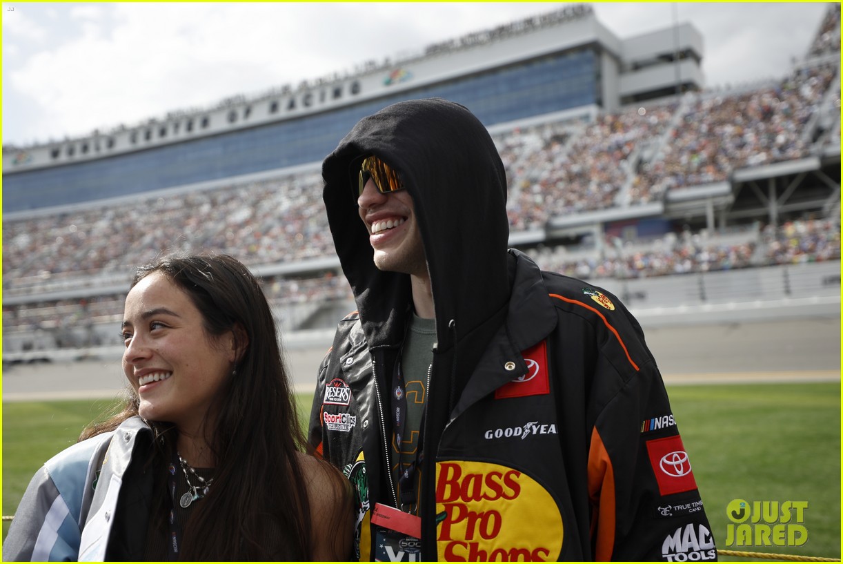 Pete Davidson & Chase Sui Wonders Look So Happy Together at Daytona 500 ...