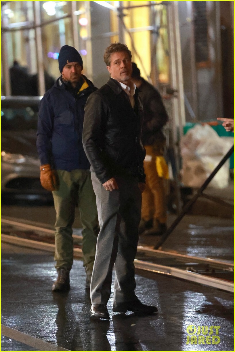 Brad Pitt & George Clooney Film Late-Night Scenes for 'Wolves' Thriller ...